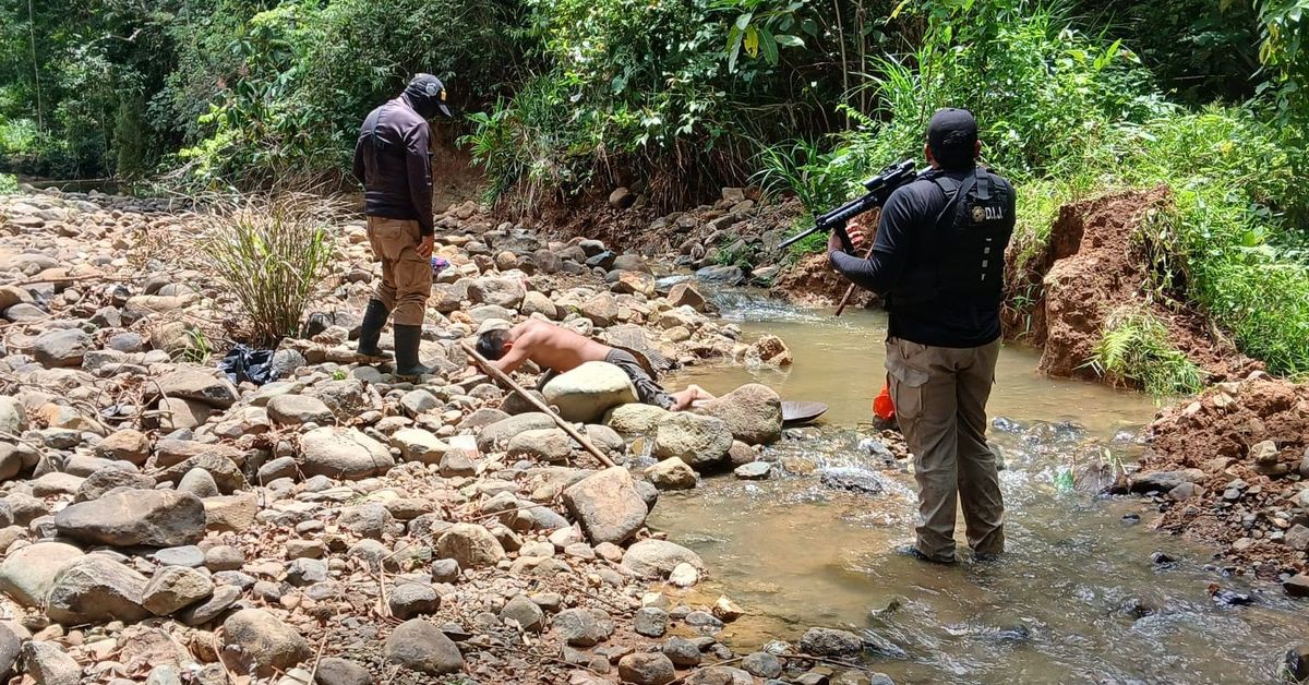 Capturan a varios hombres que realizaban minería ilegal en el río ...