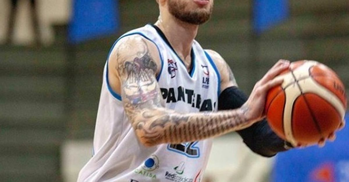 Panteras vencen a Correcaminos y siguen en la pelea - Baloncesto | TVN ...