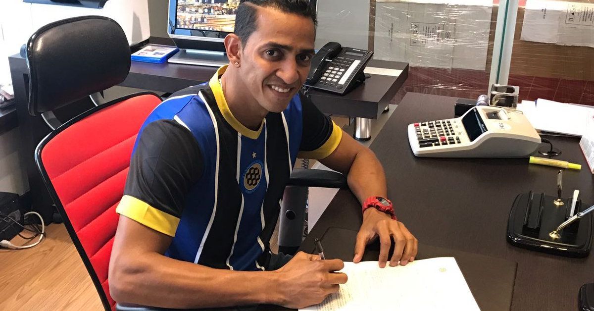 Rolando Escobar jugará con Mineros en Venezuela - Somos La Sele | Tvn ...