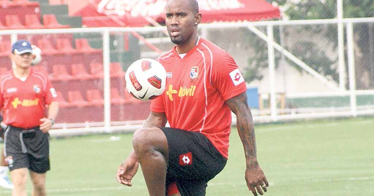 Felipe Baloy ya está en Panamá y el viernes entrena con la Roja - La ...