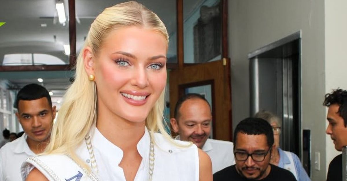 Miss Universo Victoria Kjær llena de luz y esperanza el Hospital del Niño - Show TVN | Tvn Panamá