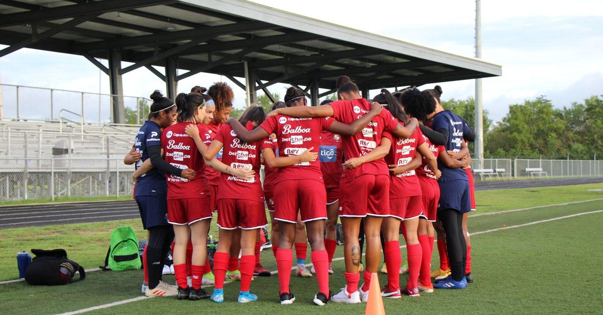 Selección Femenina De Panamá Panamá Femenina Abrió El Compás A
