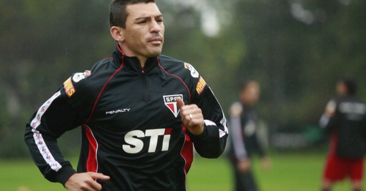 Lucio reforzará la defensa del Palmeiras - Fútbol internacional | Tvn ...