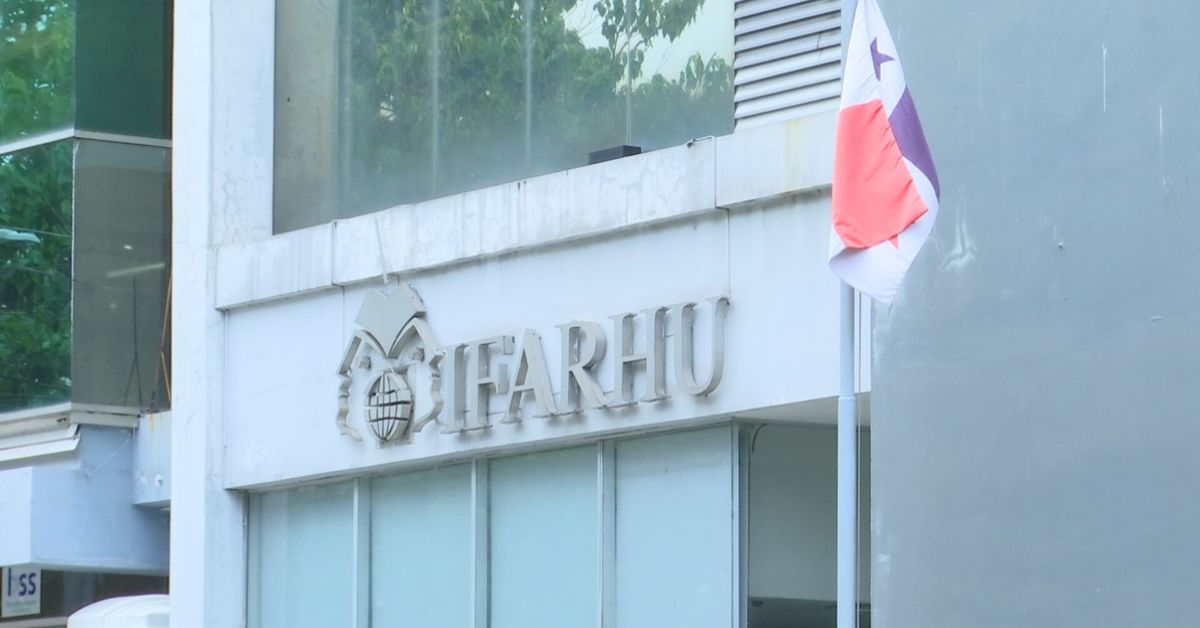 Reducirán planilla del Ifarhu en un 10%, según director general ...
