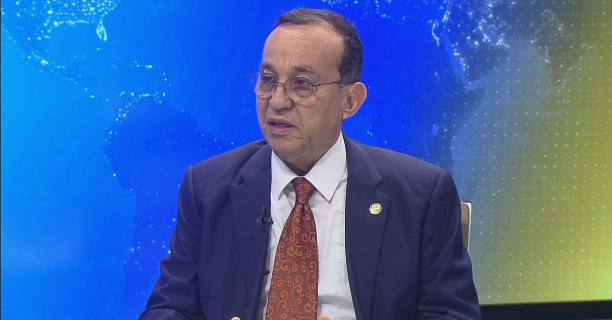 Eduardo Flores no se reelegirá; invita al contralor a conversar sobre las necesidades de la UP ...