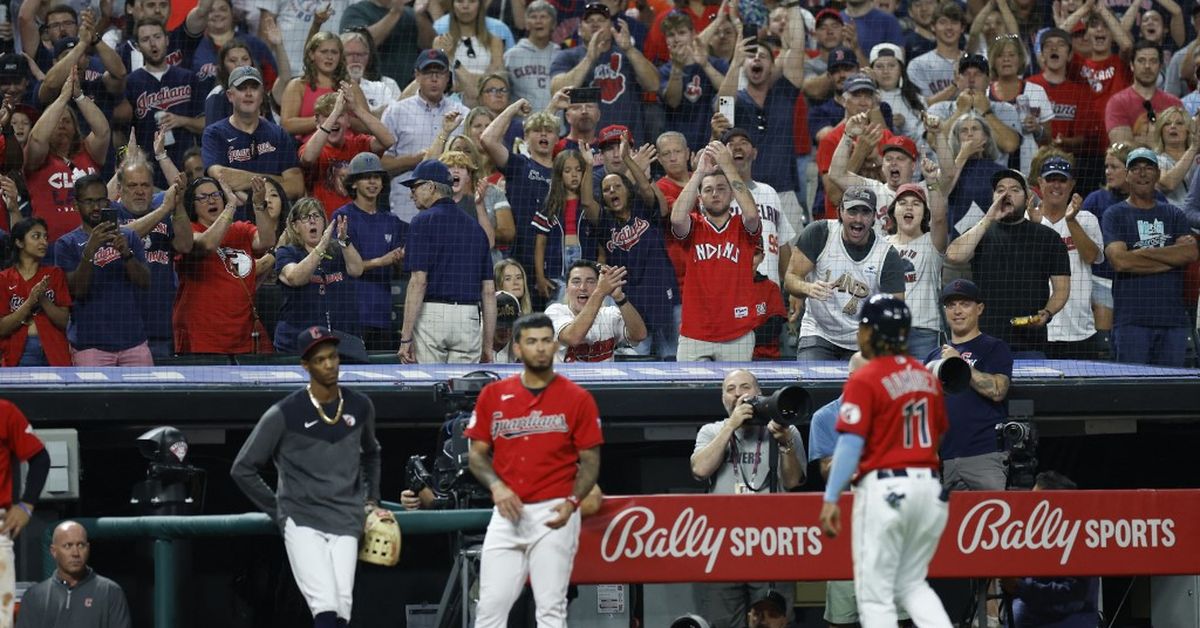 Béisbol Grandes Ligas: MLB: José Ramírez ovacionado por la afición de Cleveland - Beisbol | Tvn ...