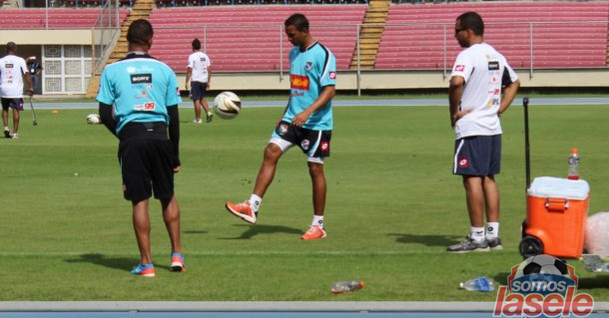 Rolando Escobar y Gaby Torres se unen a los entrenamientos - La Sele ...