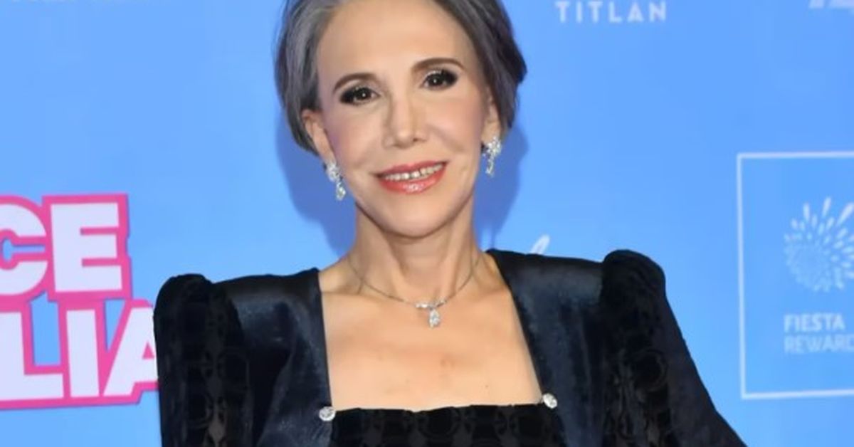 Florinda Meza: Florinda Meza comparte poemas inéditos de Chespirito y desata ola de burlas en ...