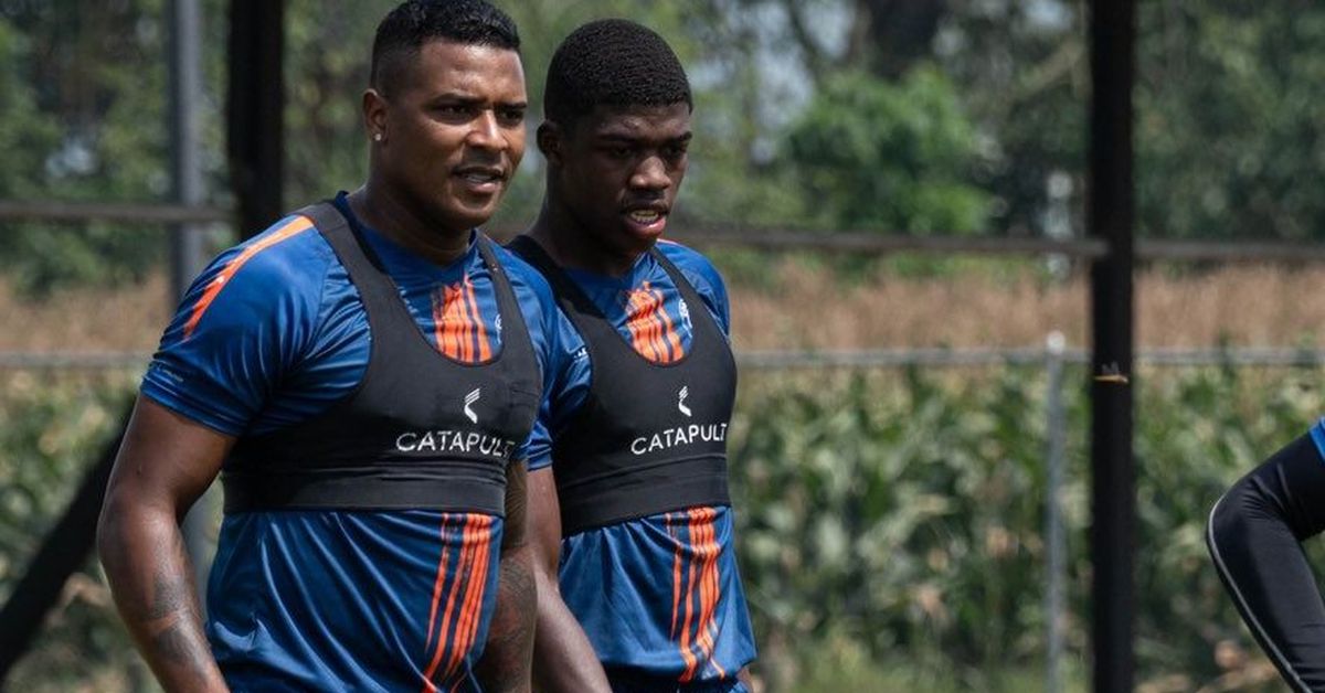 Harold Cummings: Harold Cummings titular en el triunfo del Cortuluá ...