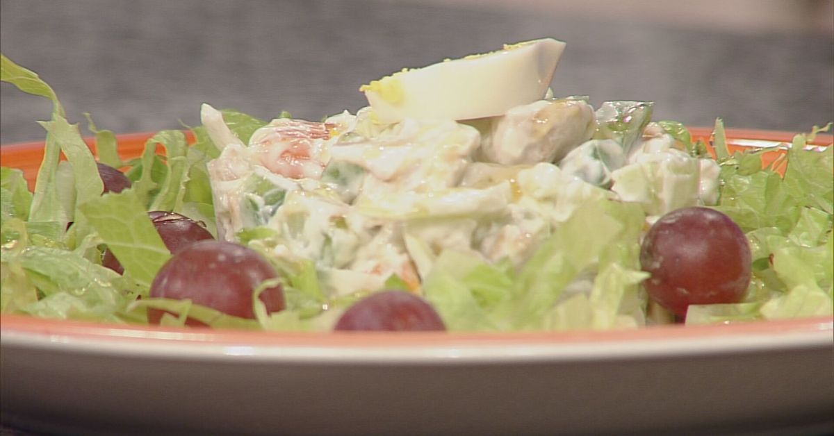 Vídeo | Receta: Ensalada de chayote con pollo - Cocina con Alexis | Tvn ...