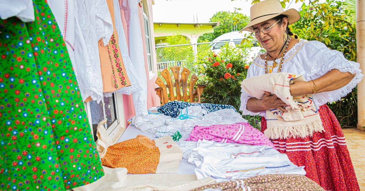 La artesana ocueña que confecciona espectaculares polleras montunas ...