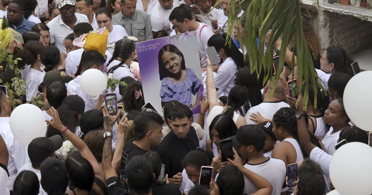 Miles acompañan el funeral Sofía Delgado, asesinada en el suroeste de ...