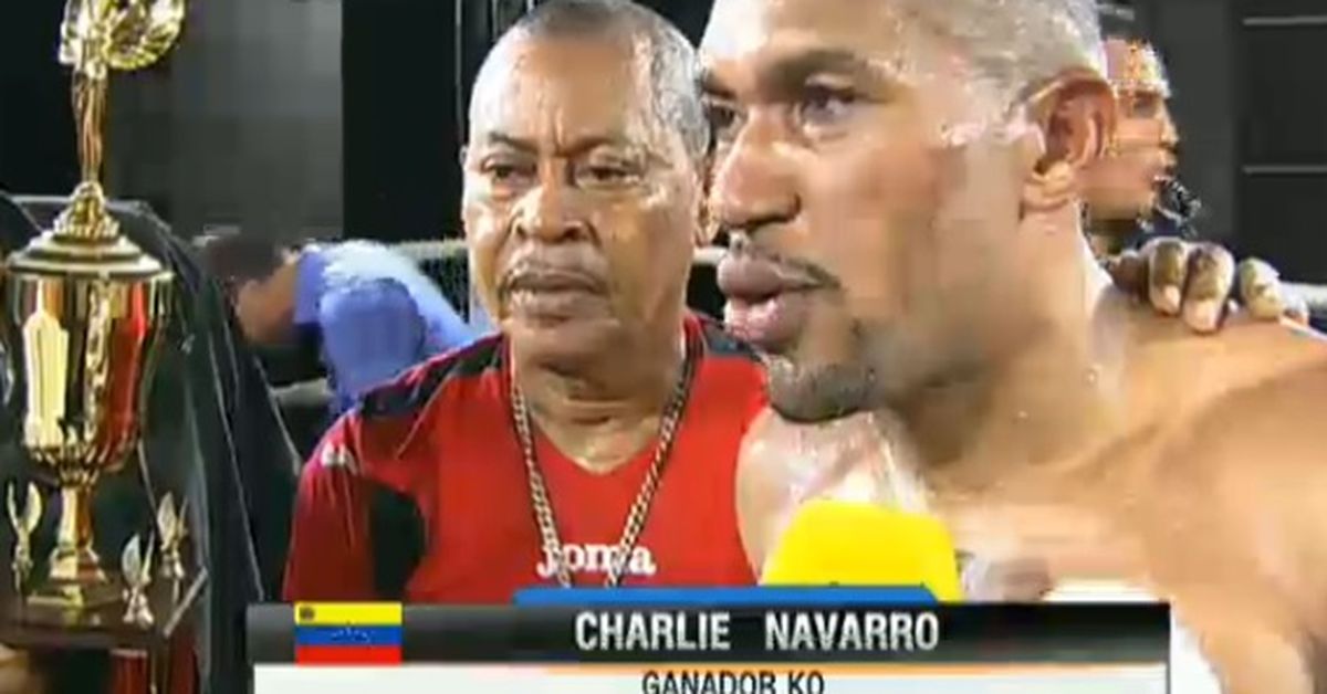 Charlie Navarro dejó sin balas a la "Metralleta" - Boxeo | Tvn Panamá