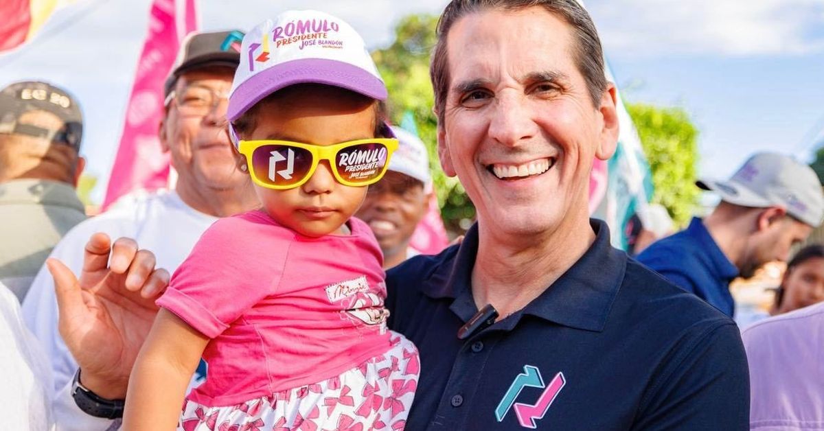 Rómulo Roux: Rómulo Roux: Biografía, hoja de vida y plan de gobierno ...