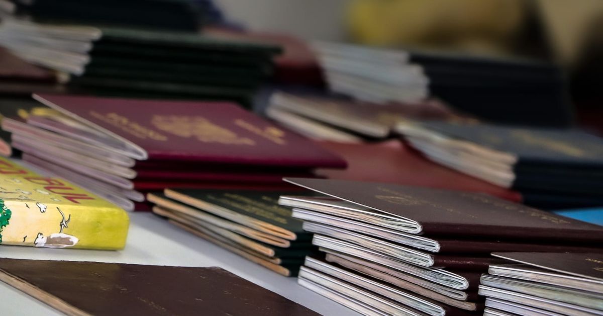 Documentos falsos: Más de 1,200 personas con documentación falsa han ...