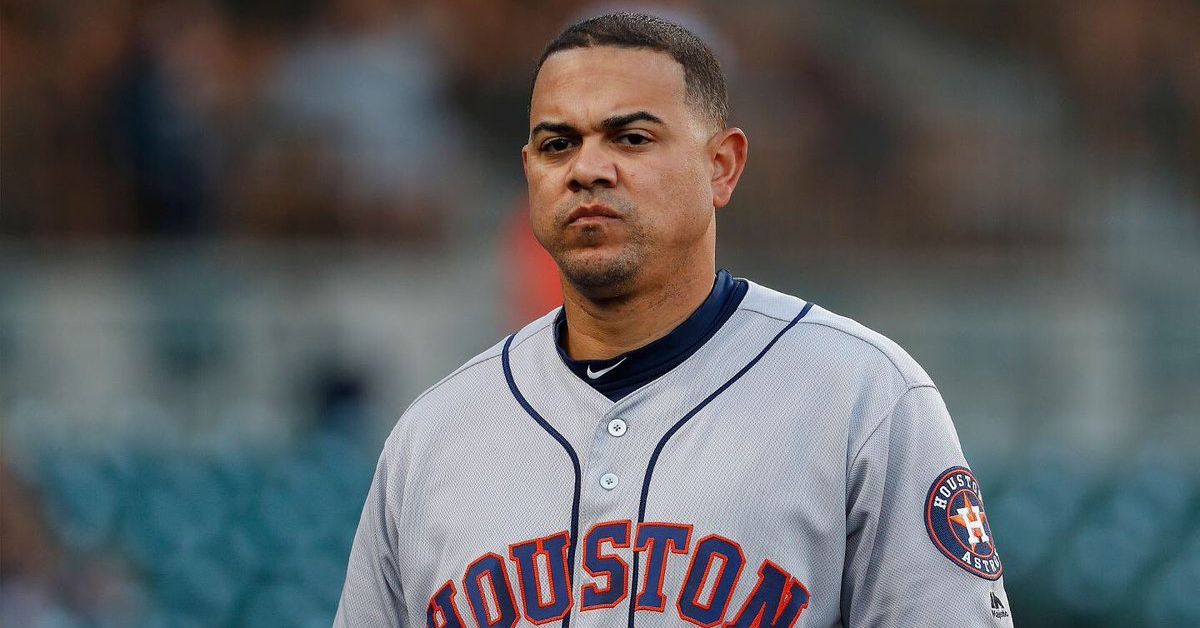 Los Astros promueven al boricua Alex Cintrón a entrenador de bateo ...