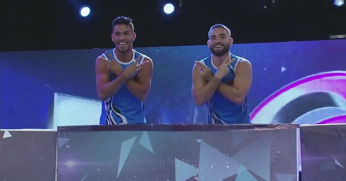 Vídeo | Los machos gozaron dándole baldazos a las mujeres en El Paredón ...