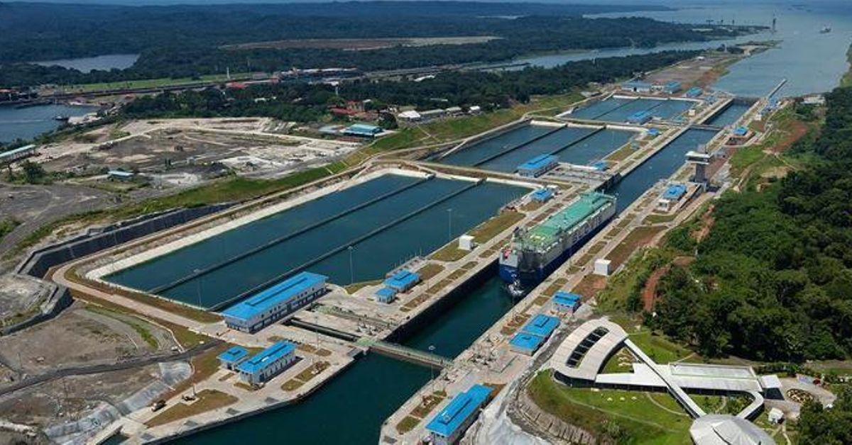 Canal De Panamá Canal De Panamá Ajusta Calado Máximo En Esclusas