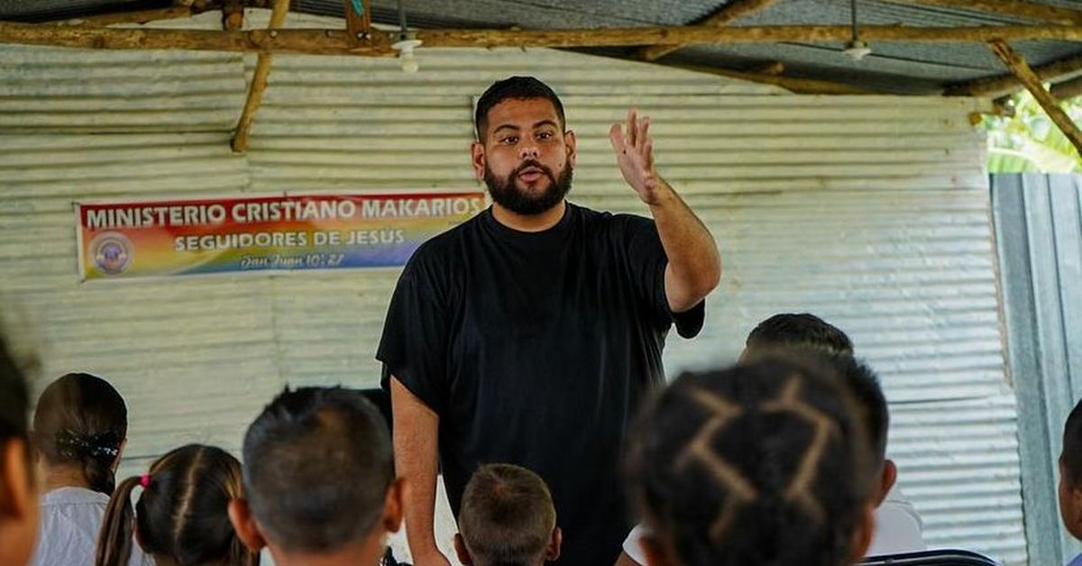 Héroes por Panamá: ¡Del pincel al corazón! Carlos Riera, el joven que ...