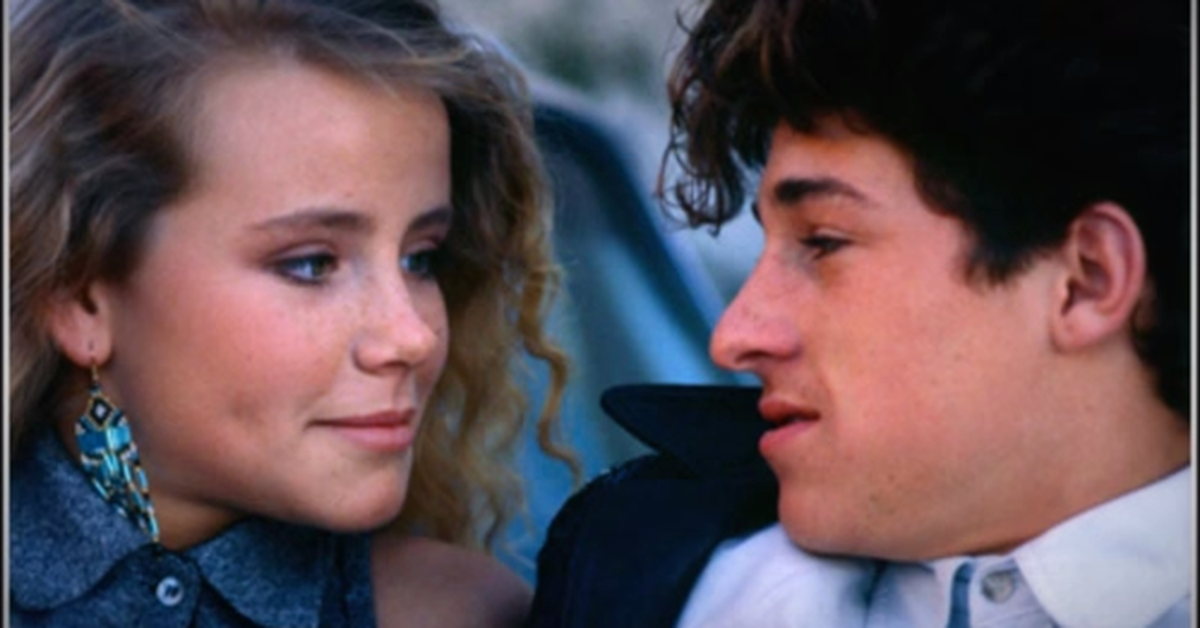 Falleció Amanda Peterson, protagonista de la cinta ochentera "Novia se ...