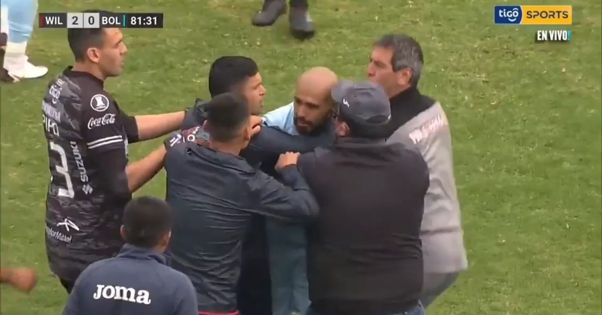 Trifulca en el fútbol boliviano, a pocos días del fin de año - Fútbol ...