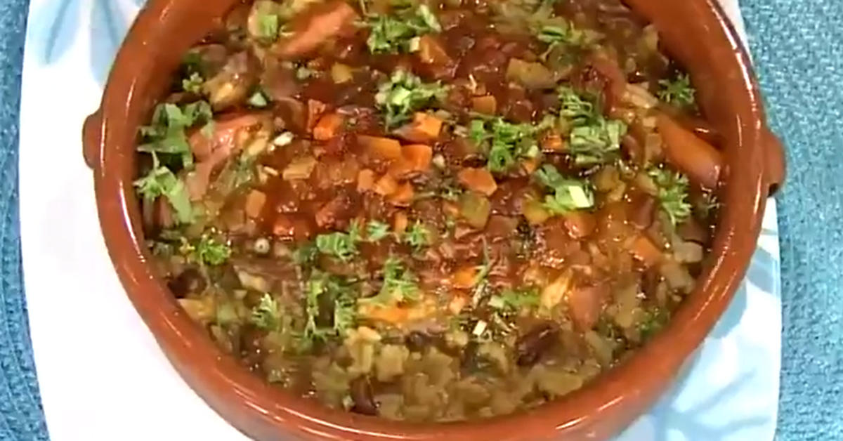 Vídeo | Receta: Guacho de frijol chiricano con ropa vieja - Cocina con ...
