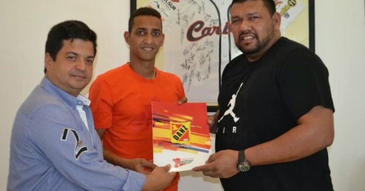 Rolando Escobar fue presentado oficialmente con el Anzoátegui - Panas ...
