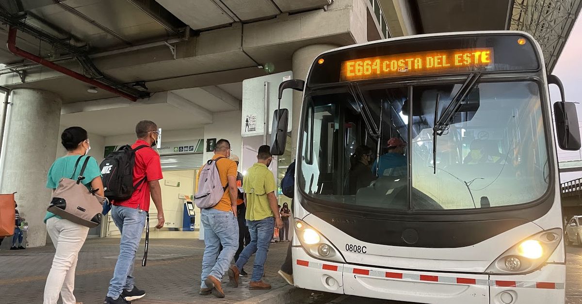 Metrobús: MiBus se pronuncia por video viral de altercado entre ...