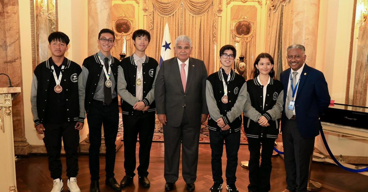 Mulino elogia esfuerzos de los ganadores del oro en la Olimpiadas de Astronomía y Astronáutica ...