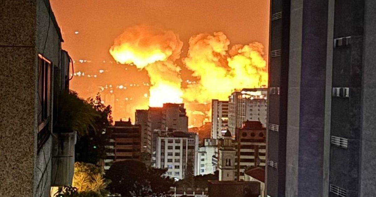 🔴 Venezuela bajo ataque: Reportan explosiones y aviones sobrevolando ...