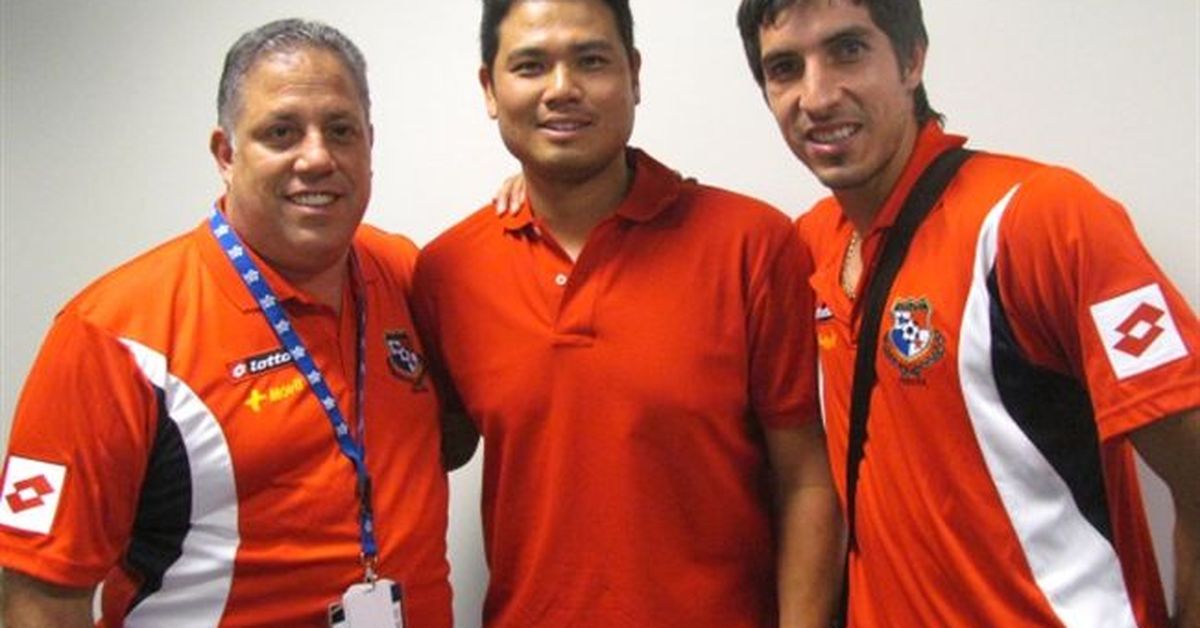 Chen visita a la selección y felicita al equipo - La sele | Tvn Panamá