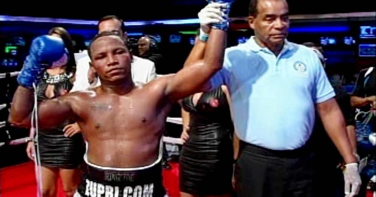 Vicente "Loco" Mosquera ganó por KO técnico - Boxeo | Tvn Panamá