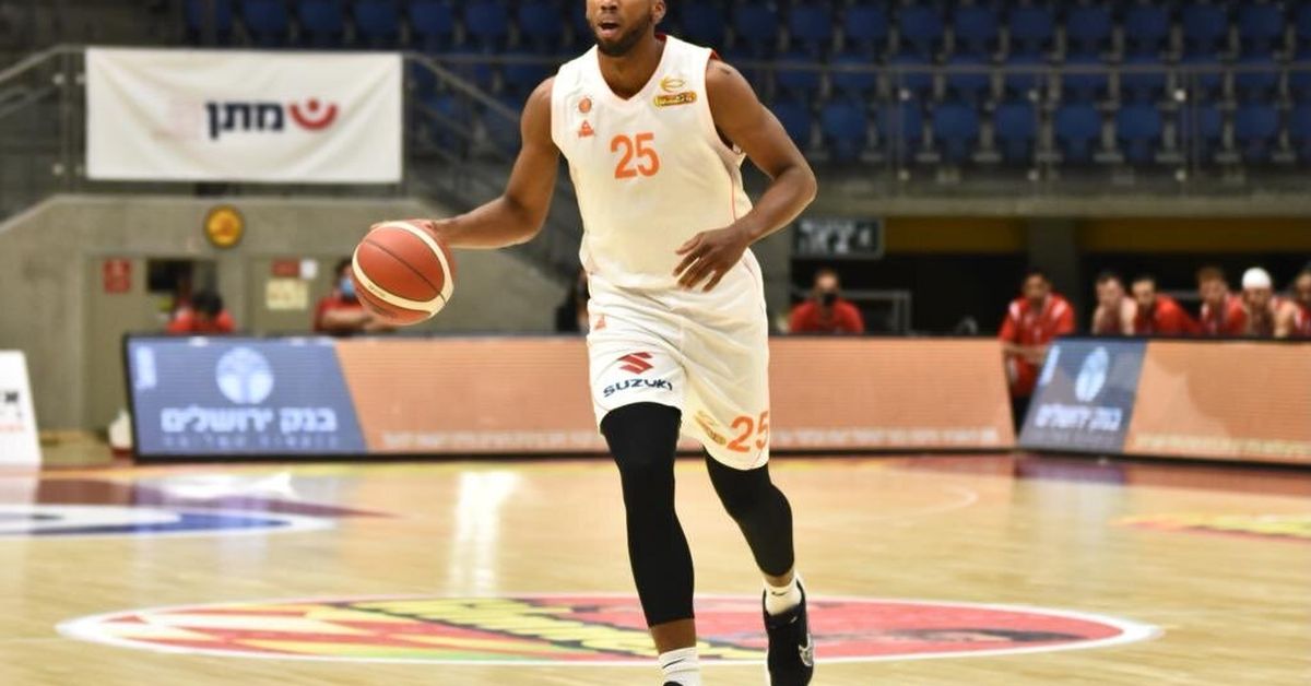 Akil Mitchell con destacada actuación en el baloncesto de Israel ...