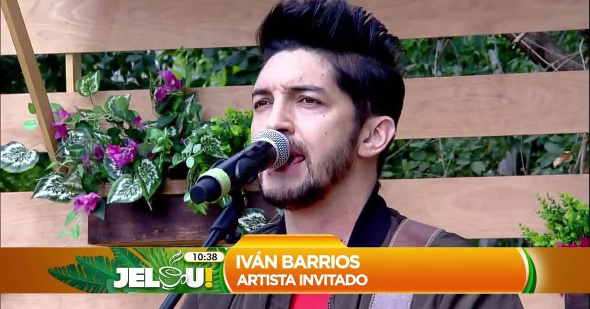 Vídeo | Iván Barrios nos interpreta "Amor y Control" - Farándula | TVN ...