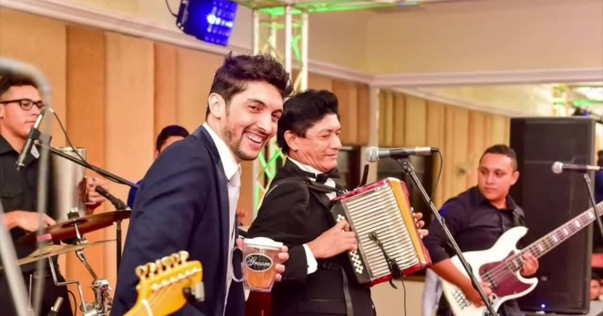 Vídeo | Rumbo a los Latin Grammy con Iván Barrios - Cápsula 4 - Íntimo ...